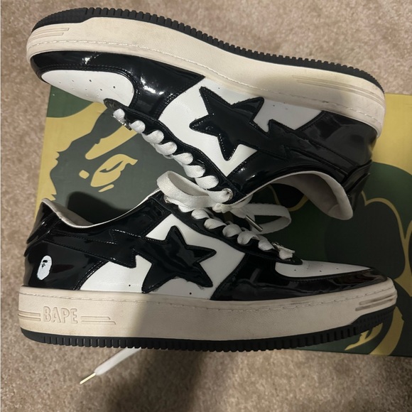 Shoes | Black And White Bapestas Size 85 Og All | Poshmark